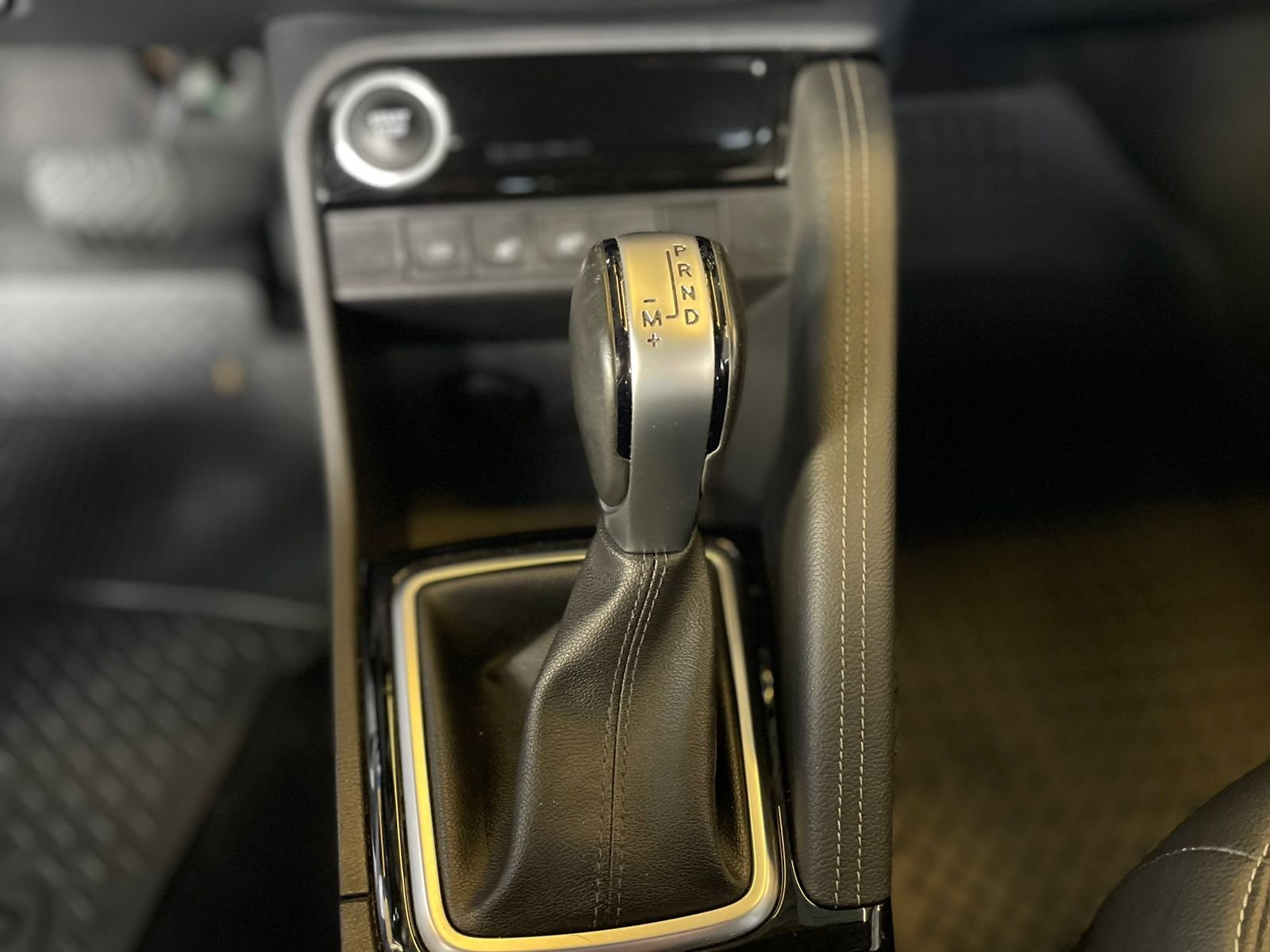 CAPTUR INT 1.3 TURBO - RBA Motors